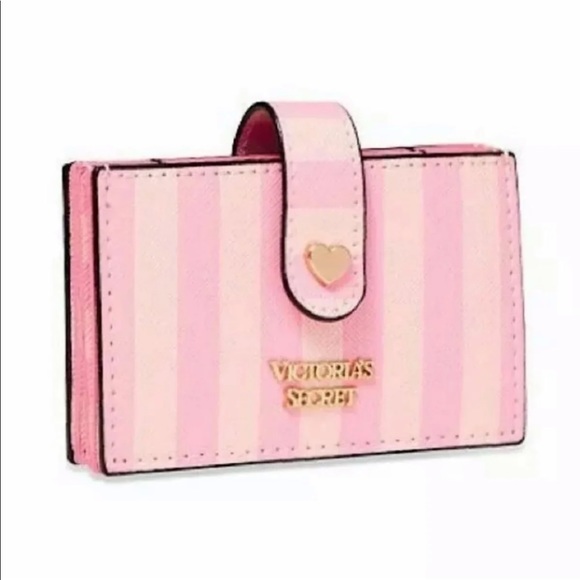 Victoria's Secret | Accessories | Victorias Secret Signature Credit ...